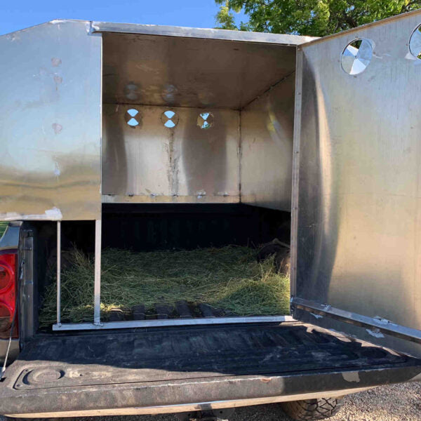 Transporting Goats: Space, Optimal Ventilation, and Suspension – Pack Goats